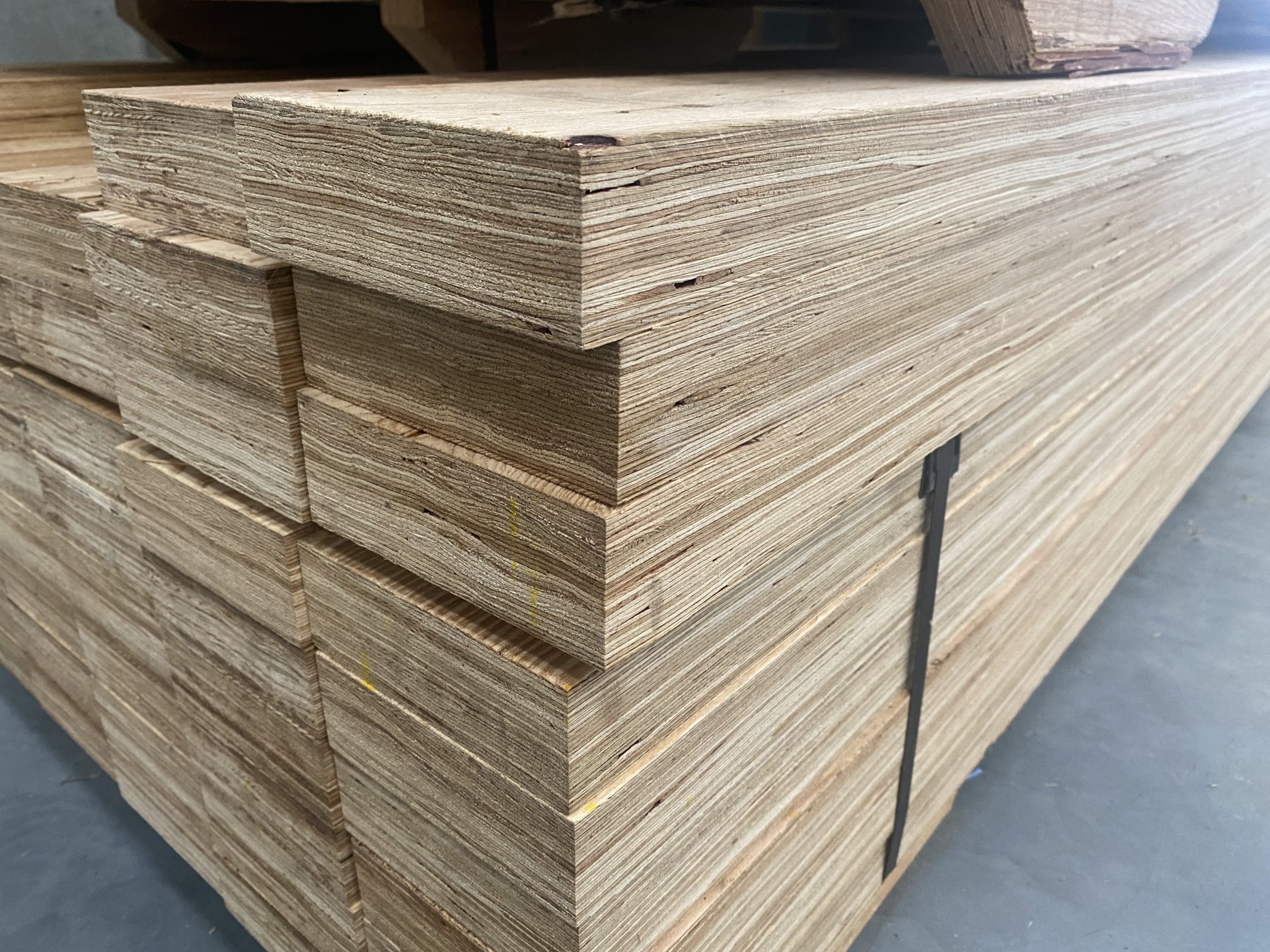 LVL F17/E14 H2S 140x45 - Timber Central